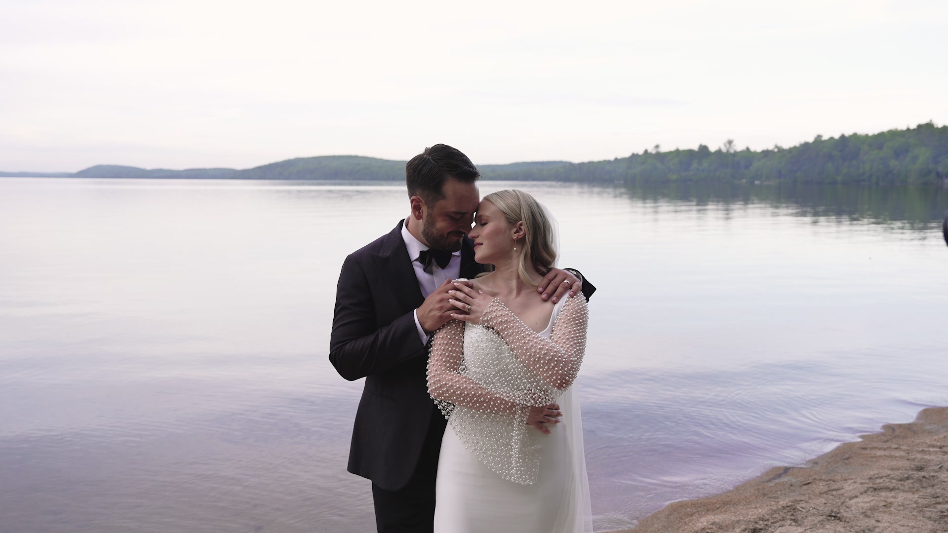 Muskoka Lakeside Inn Wedding – Jessica + Jamie – Sage & Sea Co.